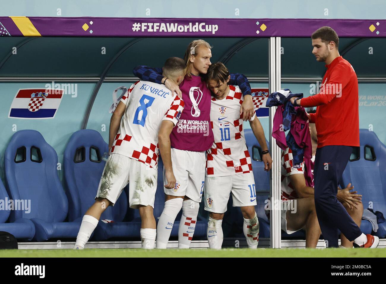 AL WAKRAH - (LR) Mateo Kovacic of Croatia, Domagoj Vida of Croatia ...
