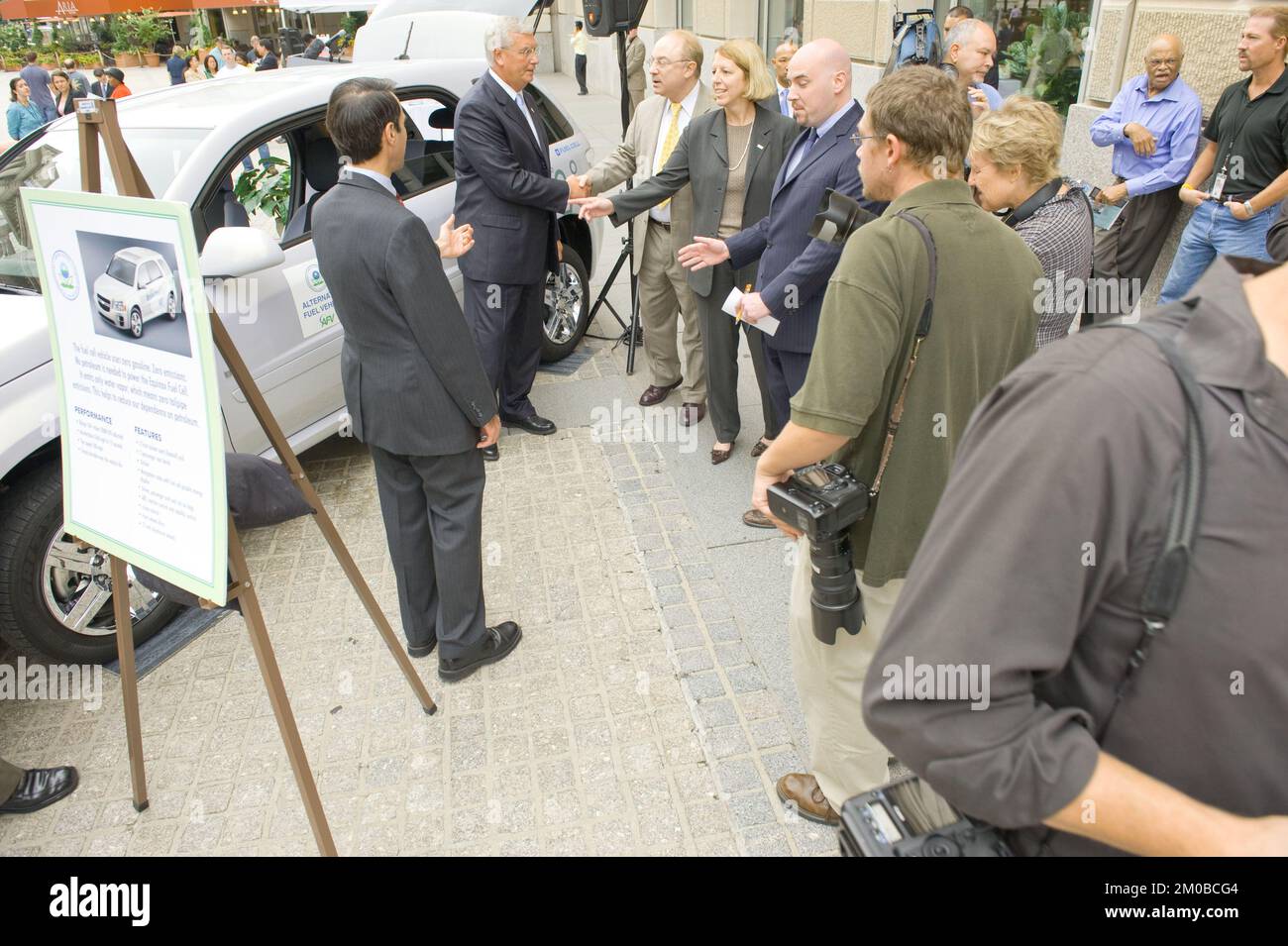 Office of the Administrator (Stephen L. Johnson) - Hydrogen Car ...