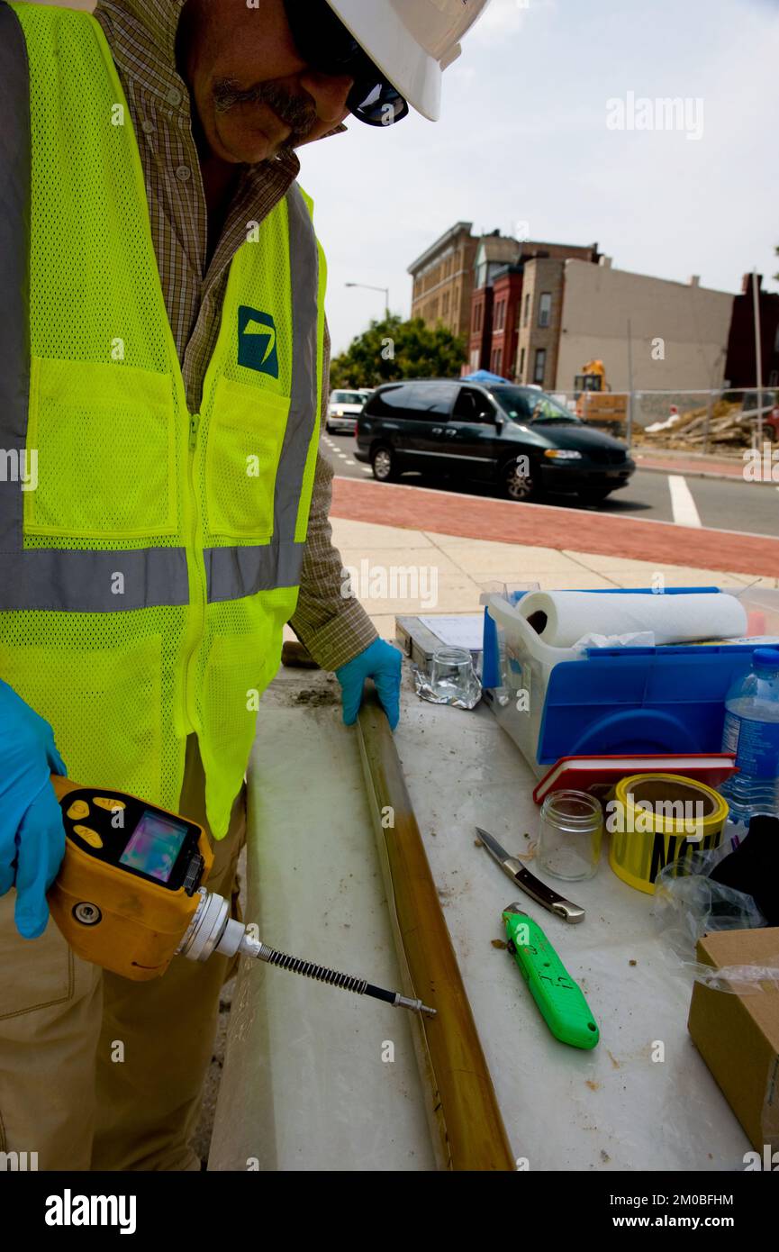 Leaking underground storage tank hi-res stock photography and images ...
