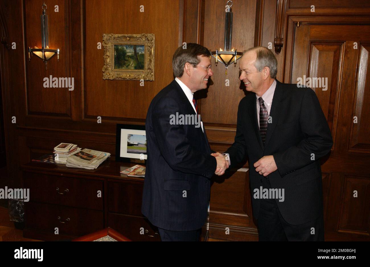 Administrator Mike Leavitt and staff member meet Wyoming Governor ...