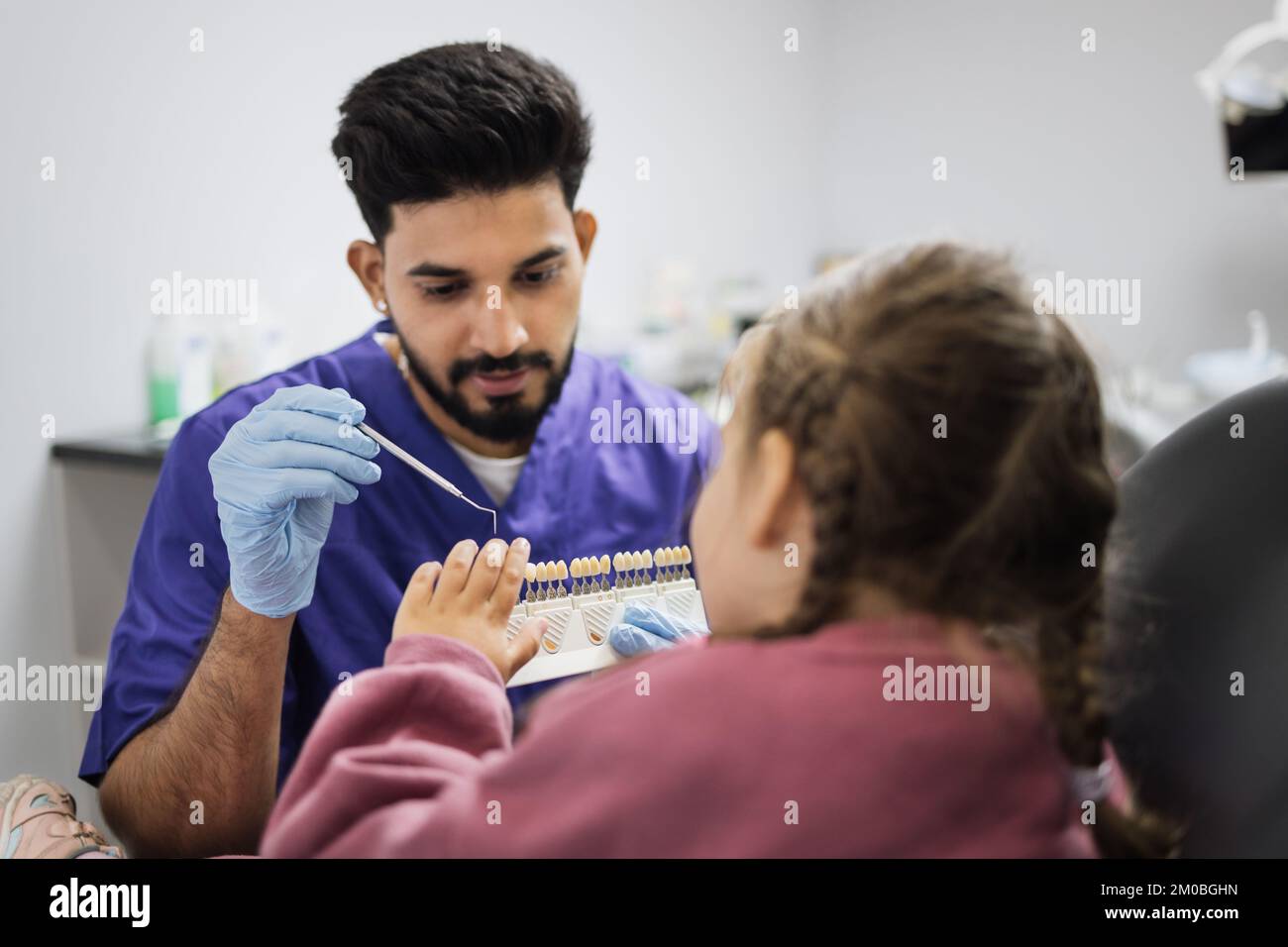 Visual method of subjective perception color of filling by a doctor ...