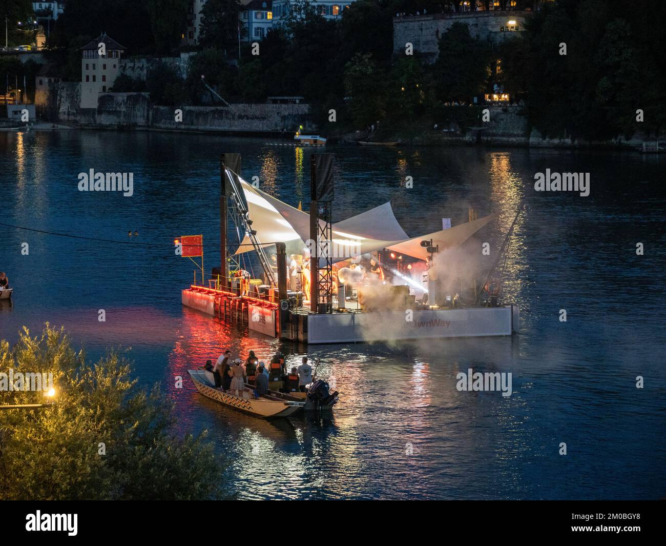 River floss hi-res stock photography and images - Alamy