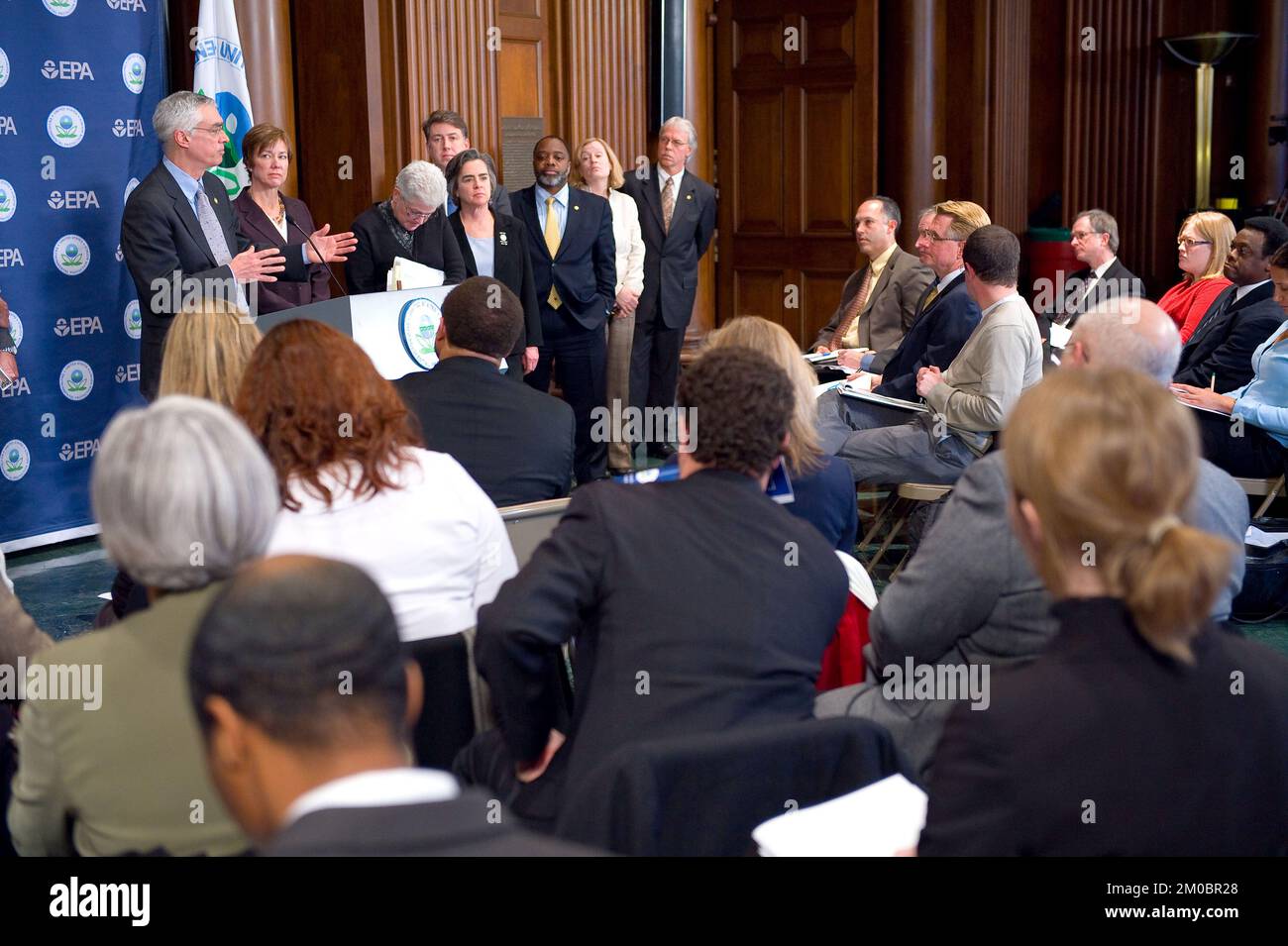 Fy brief hi-res stock photography and images - Alamy