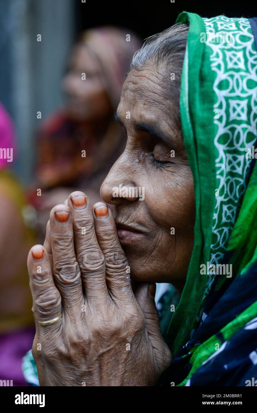 BANGLADESH, District Tangail, Kalihati, village Bukta, praying woman ...