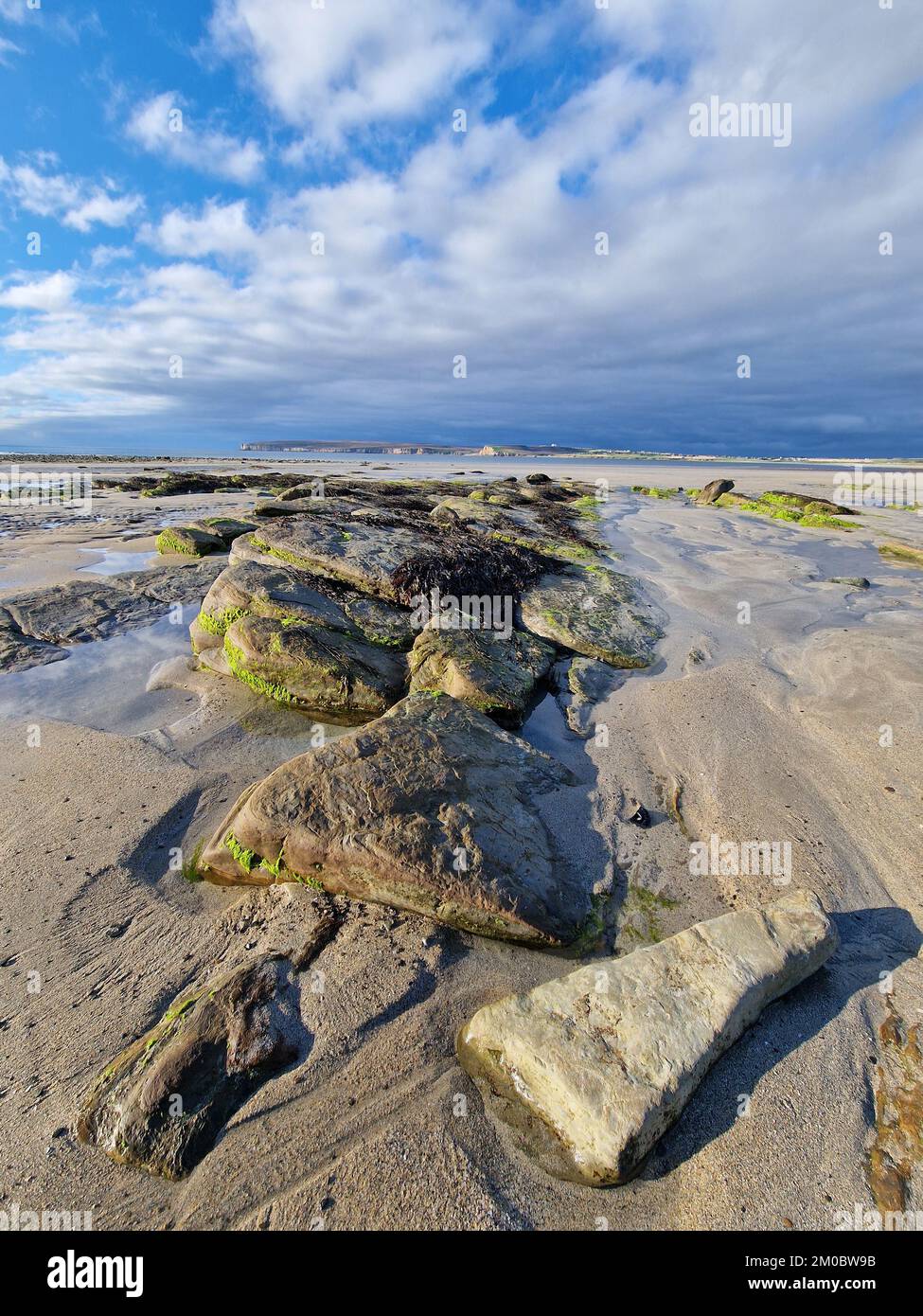 Big clouds muddy sea water hi-res stock photography and images - Alamy