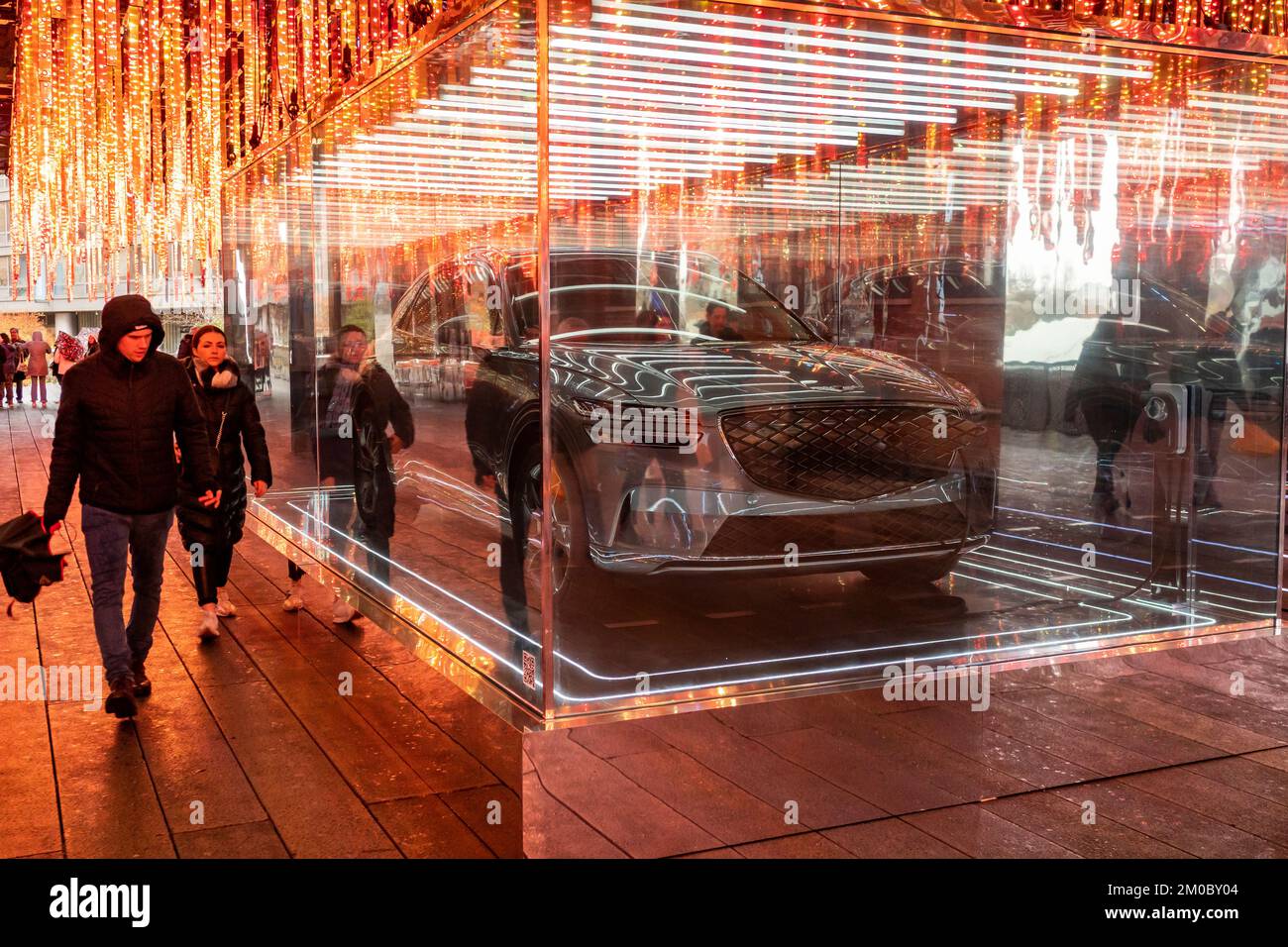 Genesis motors hi-res stock photography and images - Alamy