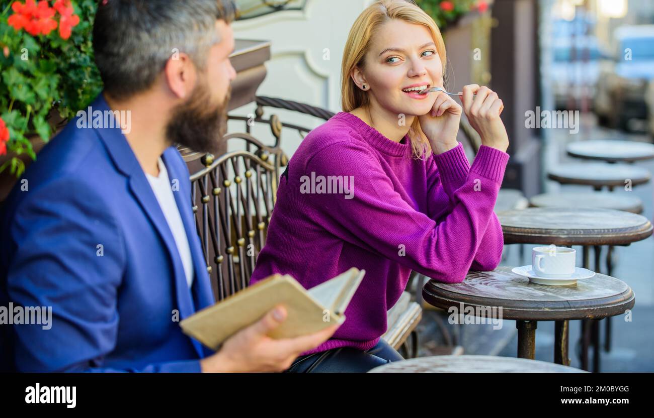 Girl interested what he reading. Meeting people with similar interests ...