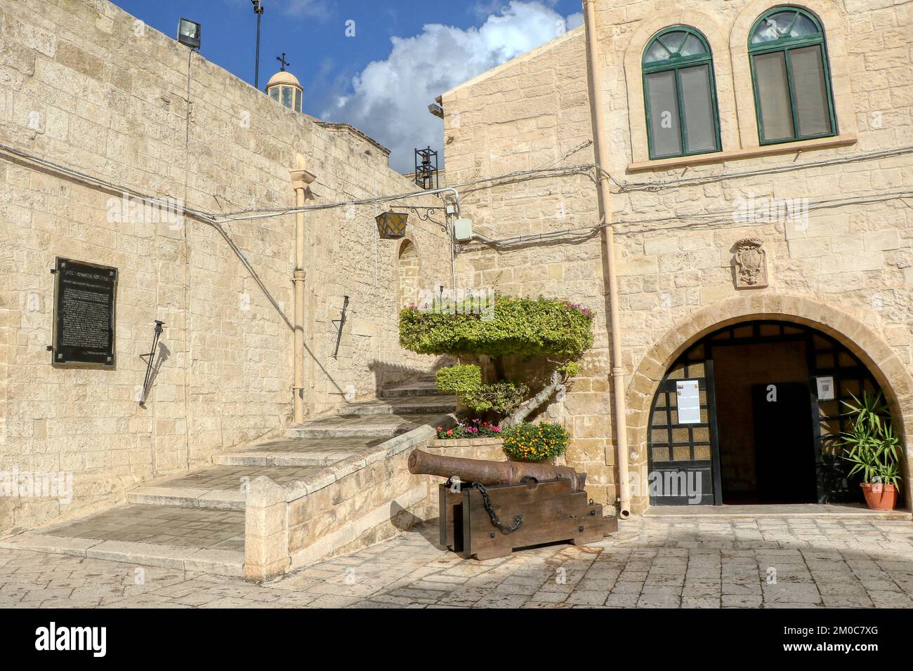 Castel sant'angelo interior hi-res stock photography and images - Alamy