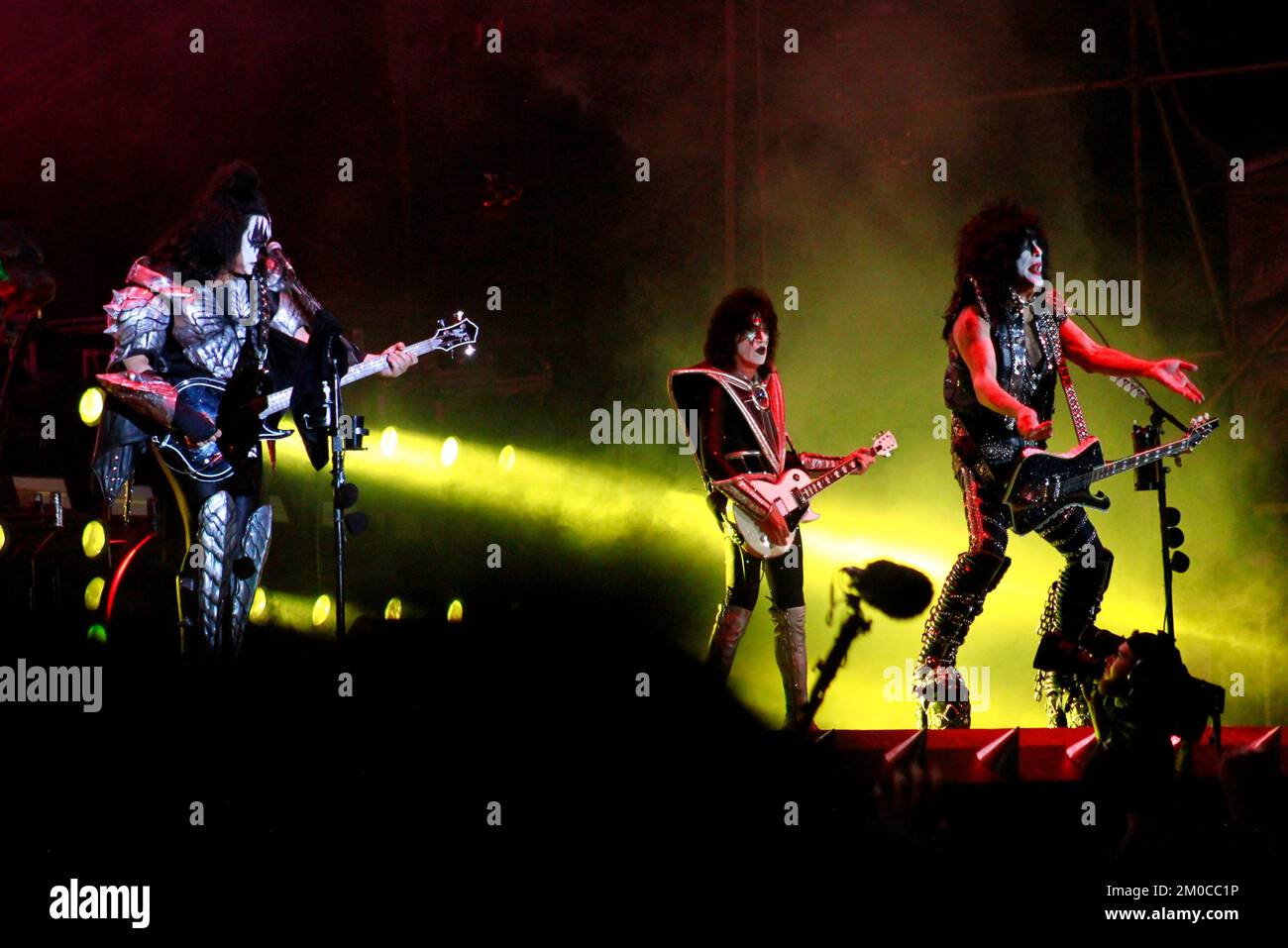 TOLUCA, MEXICO - DECEMBER 4: Tommy Thayer, Gene Simmons, Paul Stanley ...