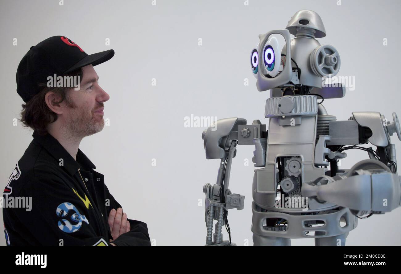 London, UK. Philip Colbert with his art-making LobsterBot at the ...