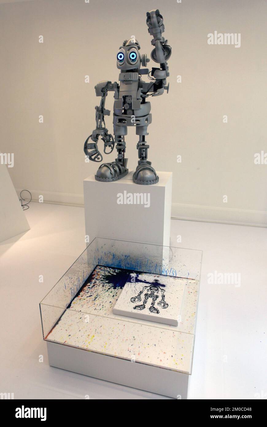 London, UK. Philip Colbert with his art-making LobsterBot at the ...