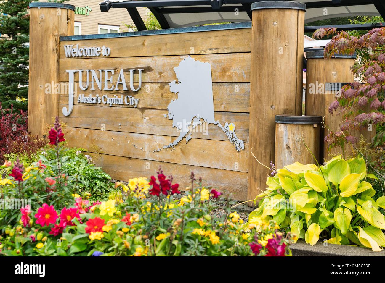 Welcome to alaska sign hi-res stock photography and images - Alamy