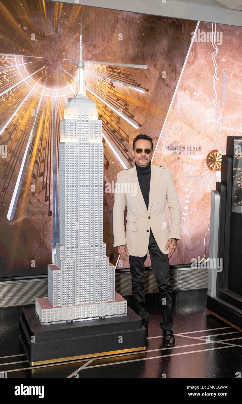 Marc Anthony poses during visit to Empire State Building in New York on ...
