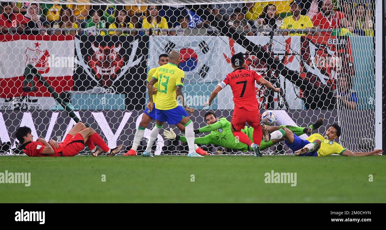 Doha, Qatar. 5th Dec, 2022. Son Heung-min (No.7) of South Korea shoots ...