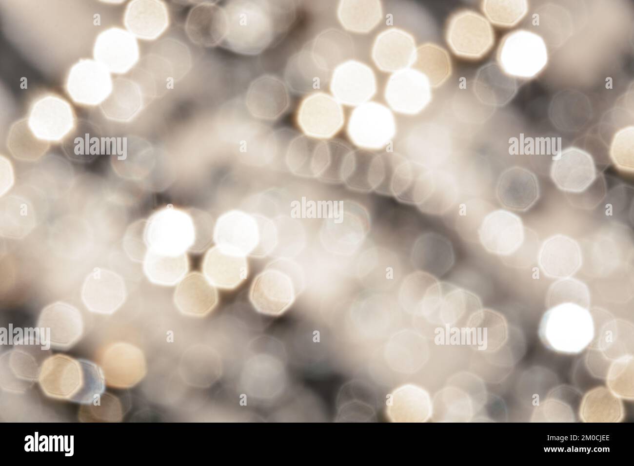 Defocused bright abstract diamond-shaped shimmering sunspots. Bokeh ...