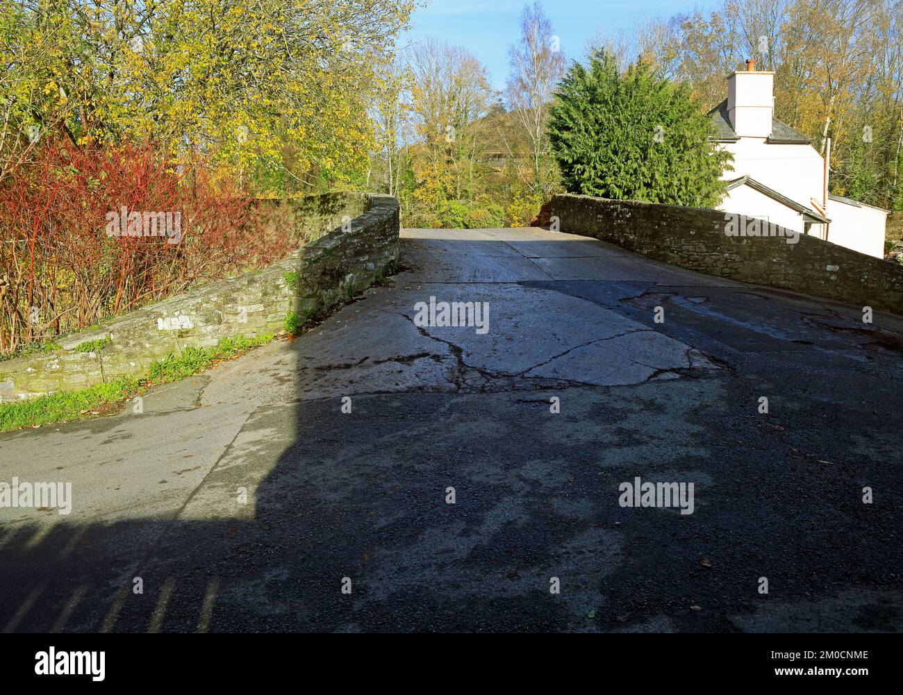 Bridge over Monmouthshire and Brecon canal, Brecon, Powys, Wales, UK ...
