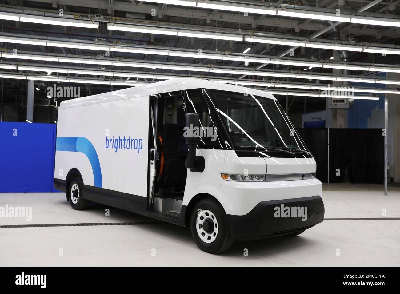 Electric vehicle plant gm hi-res stock photography and images - Alamy