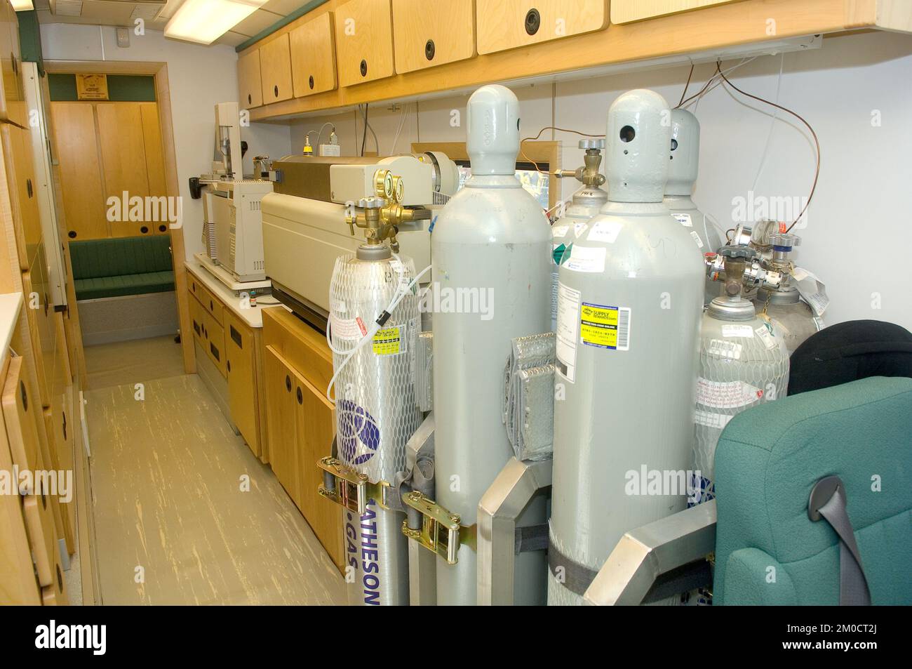 Bell multicultural high school hi-res stock photography and images - Alamy