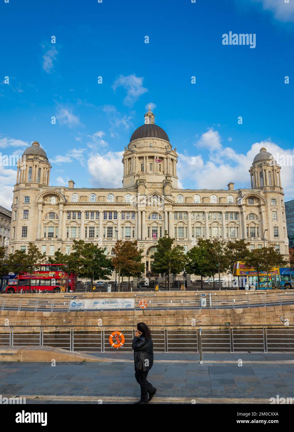Port of Liverpool Building. One of the famous "Three Graces" buildings ...