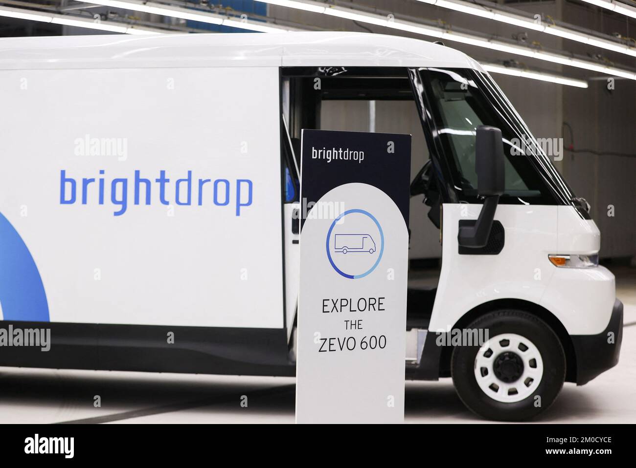 600 units hi-res stock photography and images - Alamy