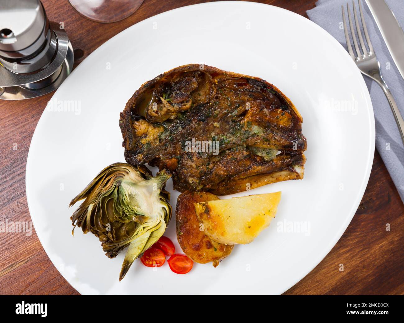 Baked head of lamb Stock Photo - Alamy