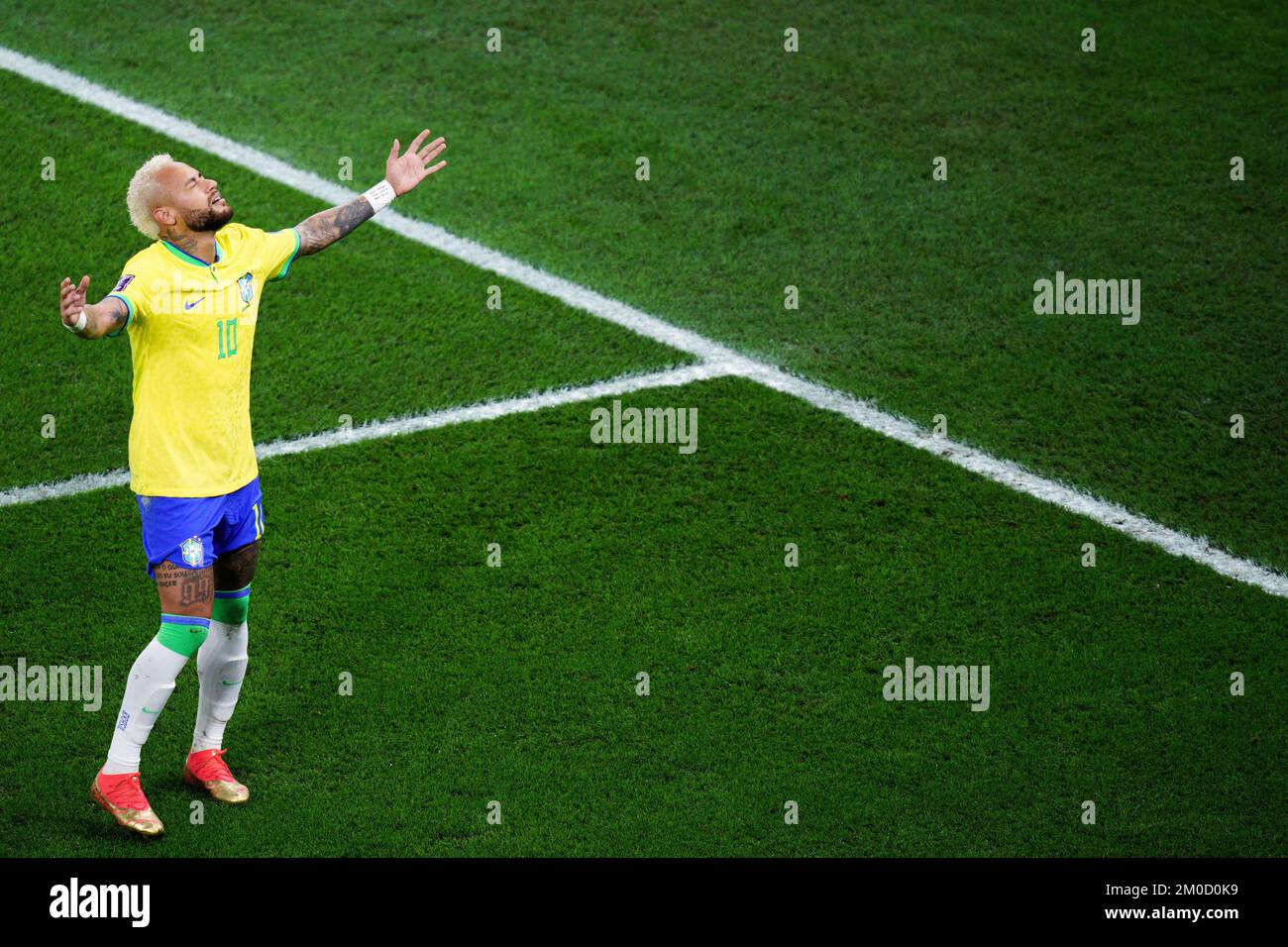 Doha, Qatar. 5th Dec, 2022. Neymar of Brazil celebrates scoring during ...