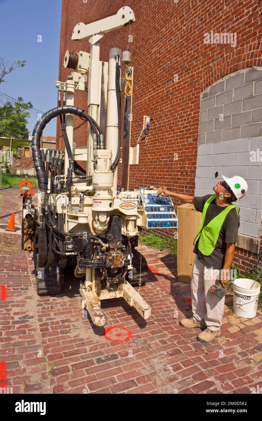 Leaking underground storage tank hi-res stock photography and images ...