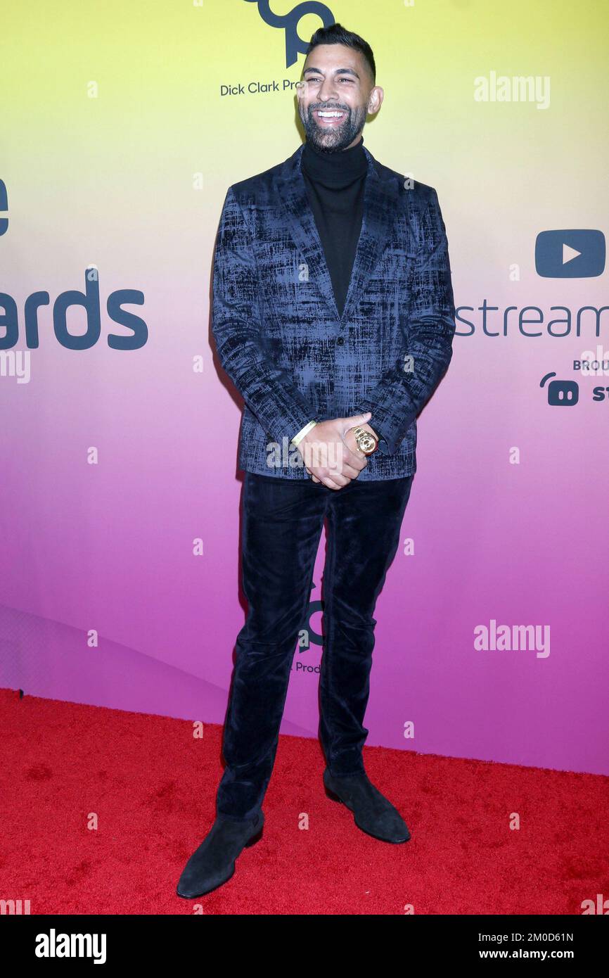 LOS ANGELES - DEC 4: Dhar Mann at the 2022 Streamy Awards at Beverly ...