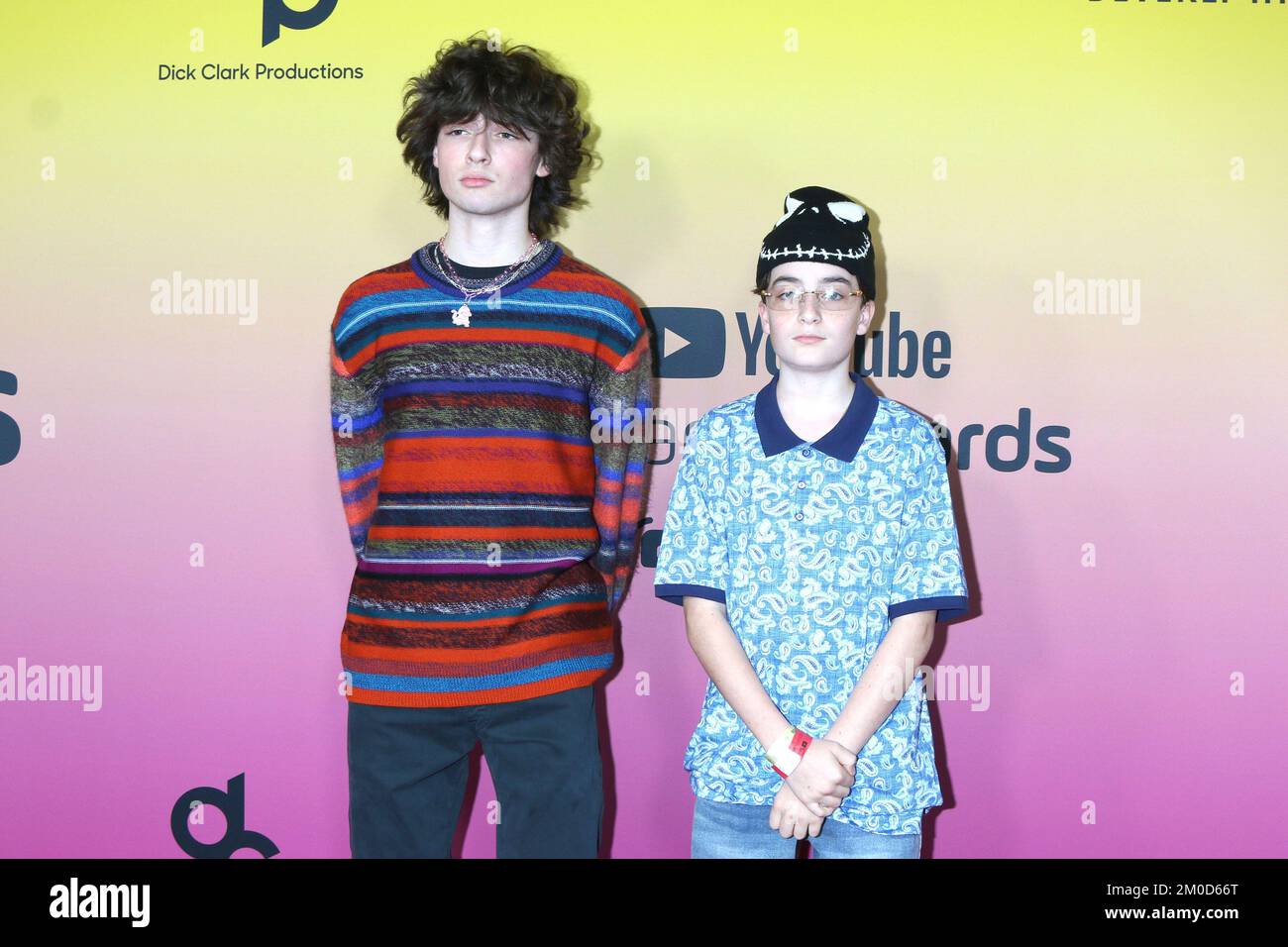 LOS ANGELES - DEC 4: Jack Thomas, Tyler Thomas at the 2022 Streamy ...