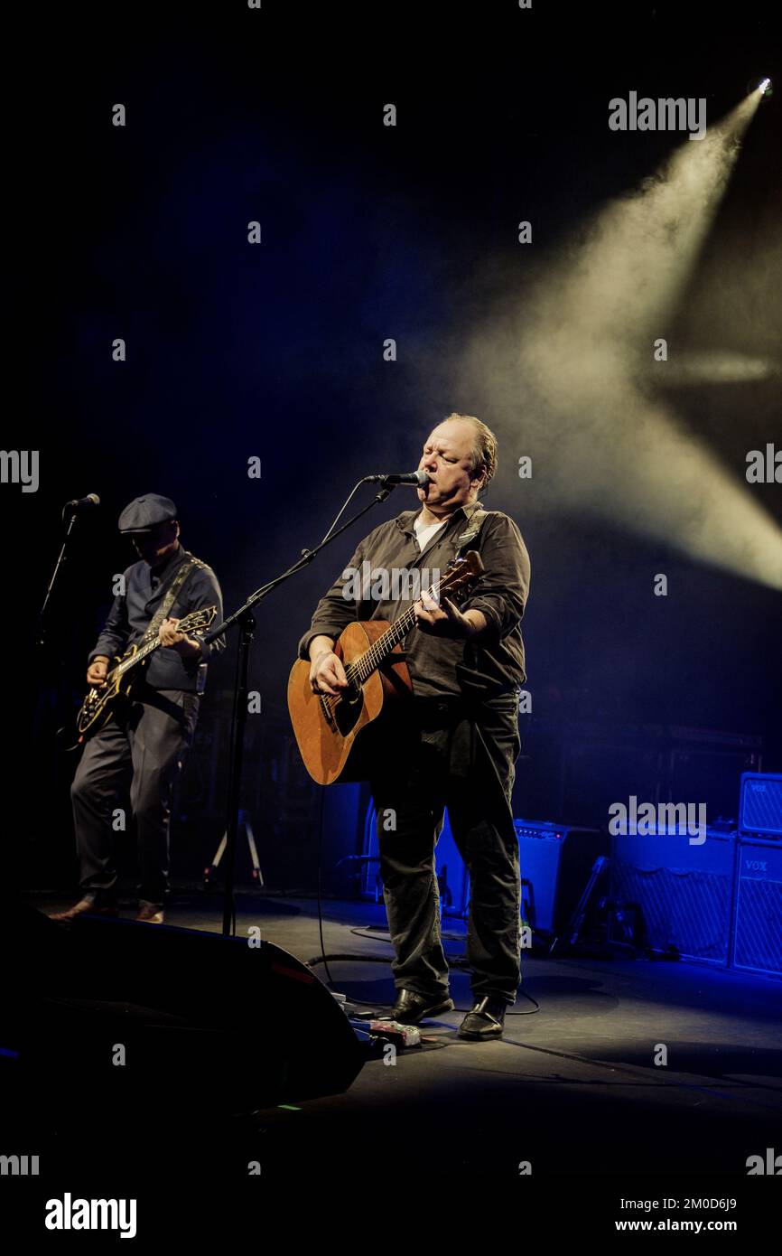 The Pixies live in concert in Stockholm - Joey Santiago (guitar) and ...
