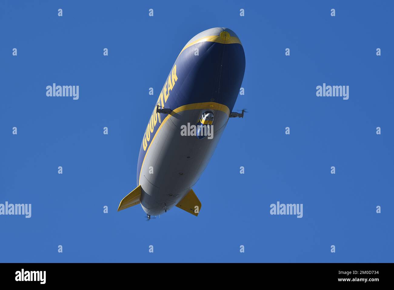 IRVINE, CALIFORNIA - 27 NOV 2022: The Goodyear Airship Wingfoot Three ...