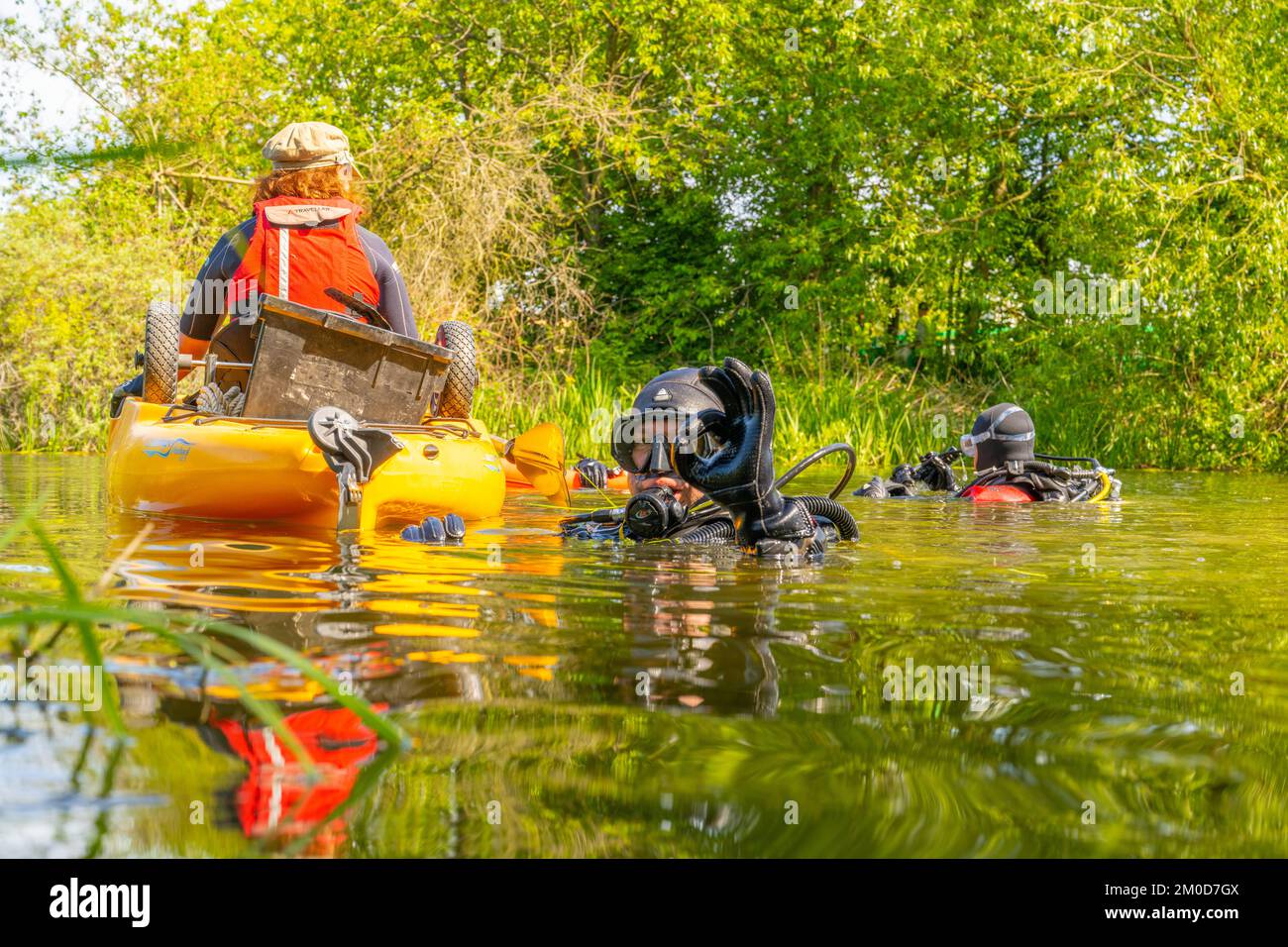 Divers doing a river cleanup on the rivers Chelmer and Can at ...