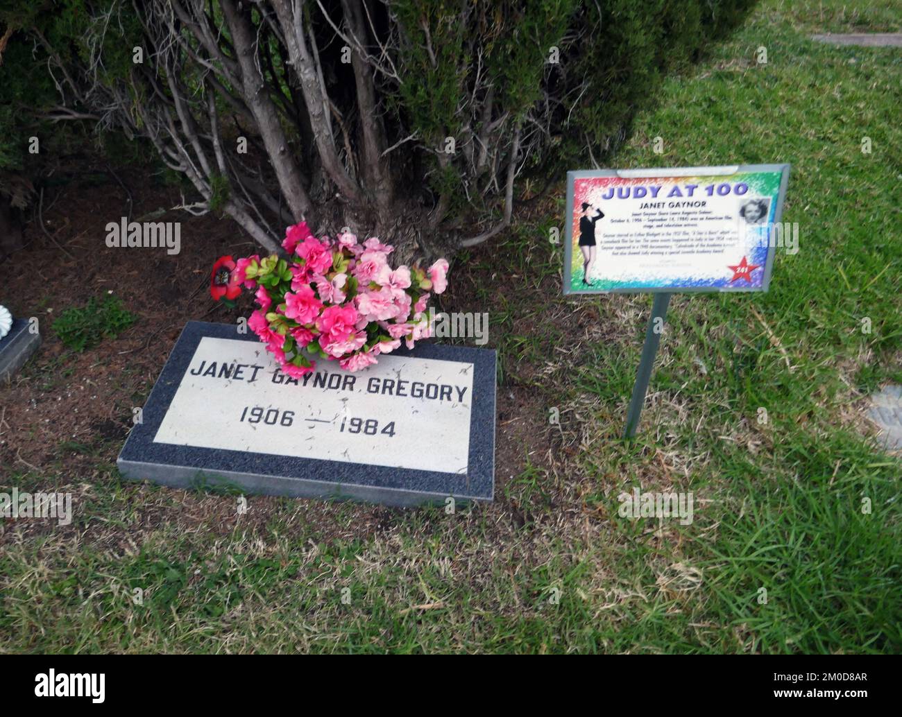 Los Angeles, California, USA 2nd December 2022 Actress Janet Gaynor's ...