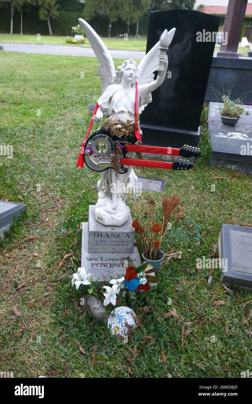 Los Angeles, California, USA 2nd December 2022 Musician Bianca Halstead ...