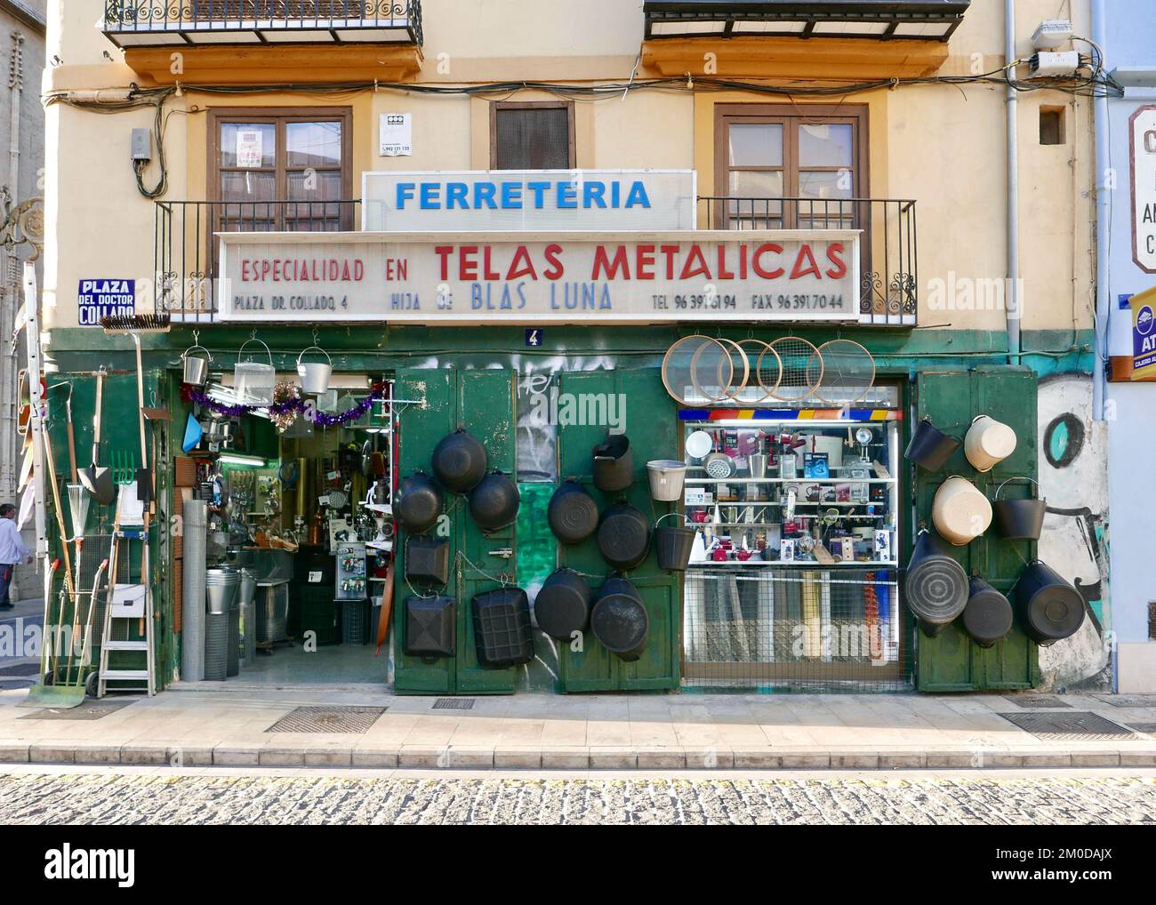 A hardware store ironmongers ferreteria in valencia Stock Photo - Alamy