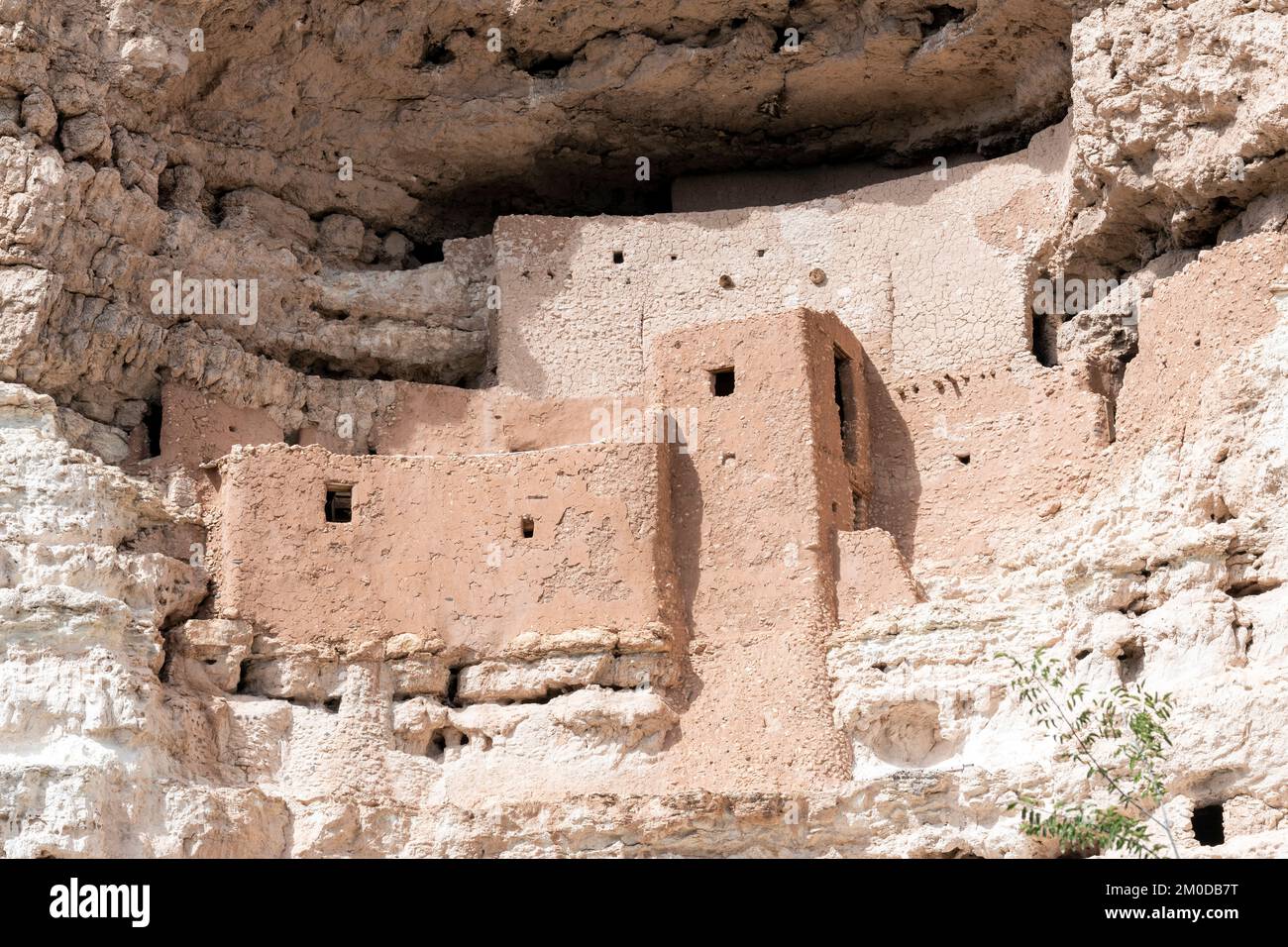 Montezuma Castle, Montezuma NM, Native American high rise dwelling ...