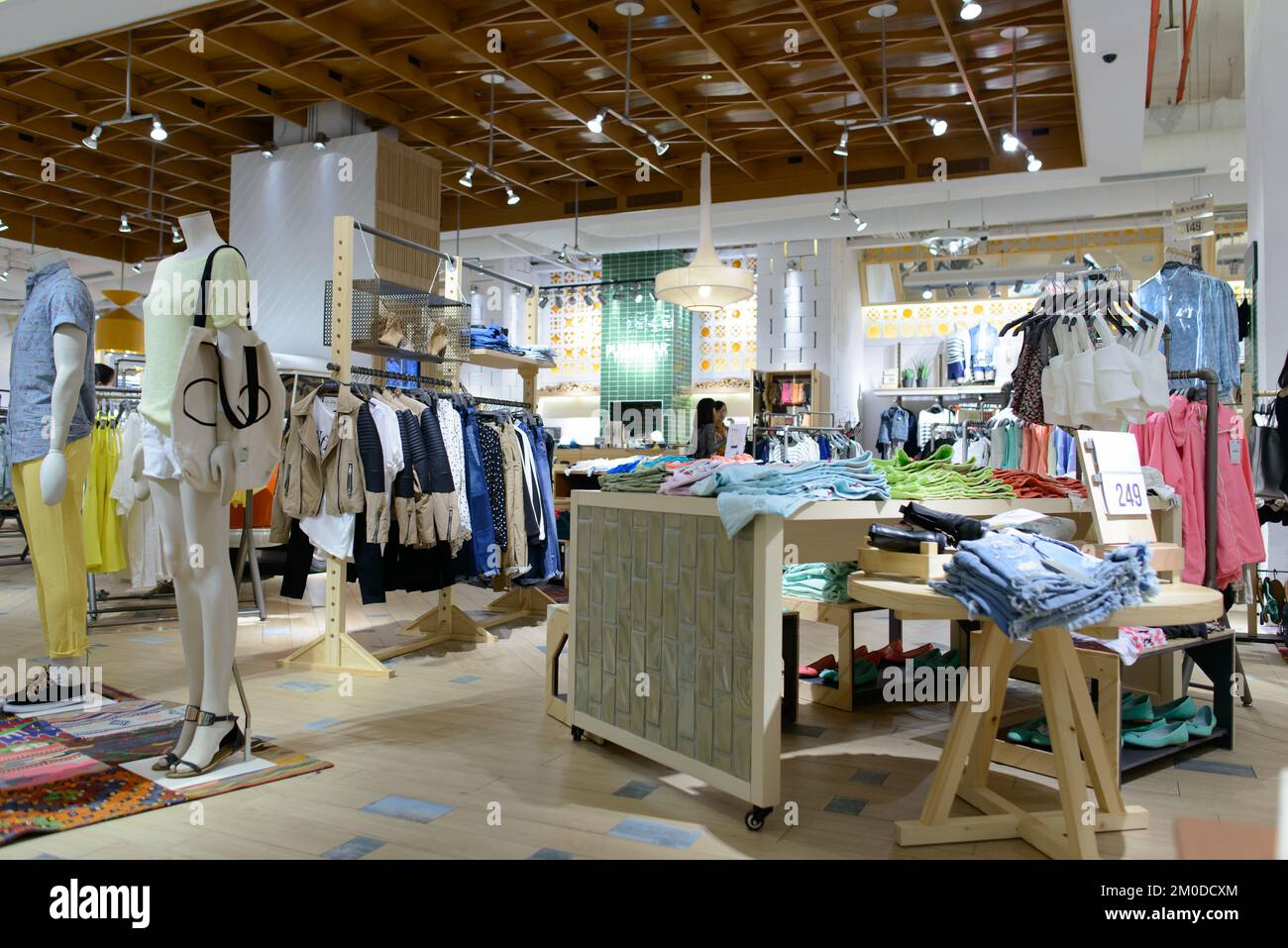 SHENZHEN, CHINA-APRIL 13: shopping store in ShenZhen on April 13, 2014 ...