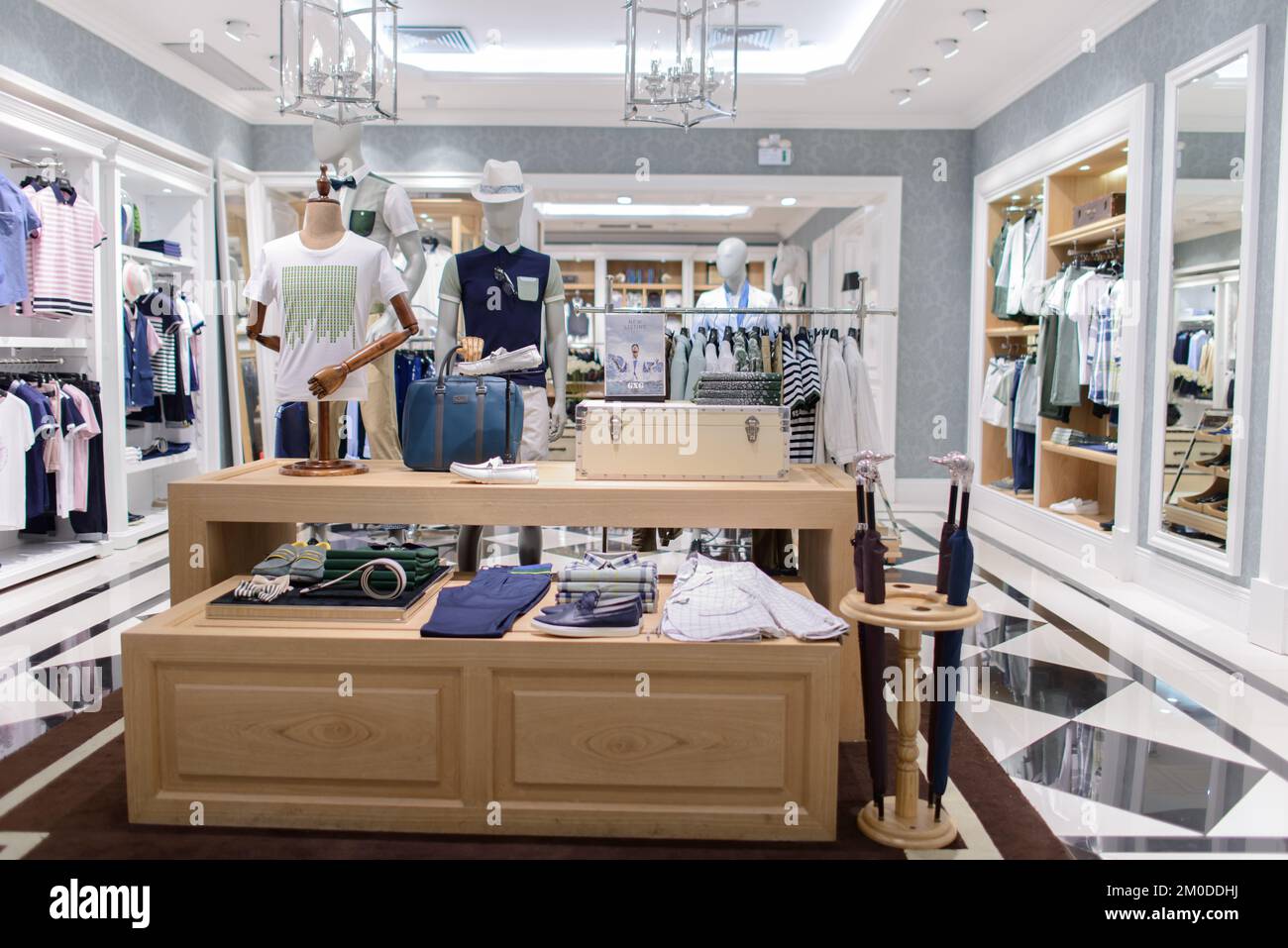 SHENZHEN, CHINA-APRIL 13: shopping store in ShenZhen on April 13, 2014 ...