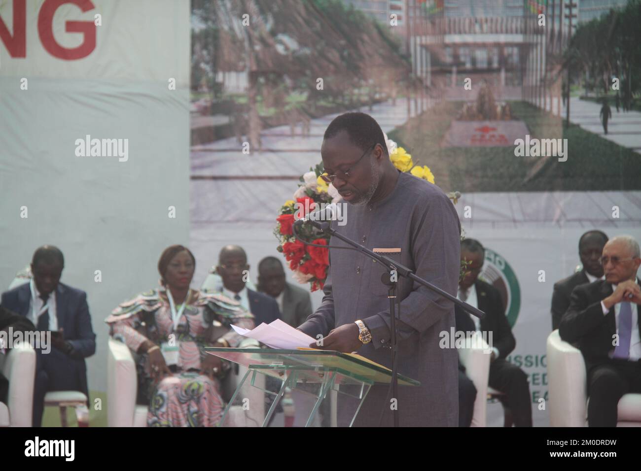 Abuja, Nigeria. 4th Dec, 2022. President of the Economic Community of ...