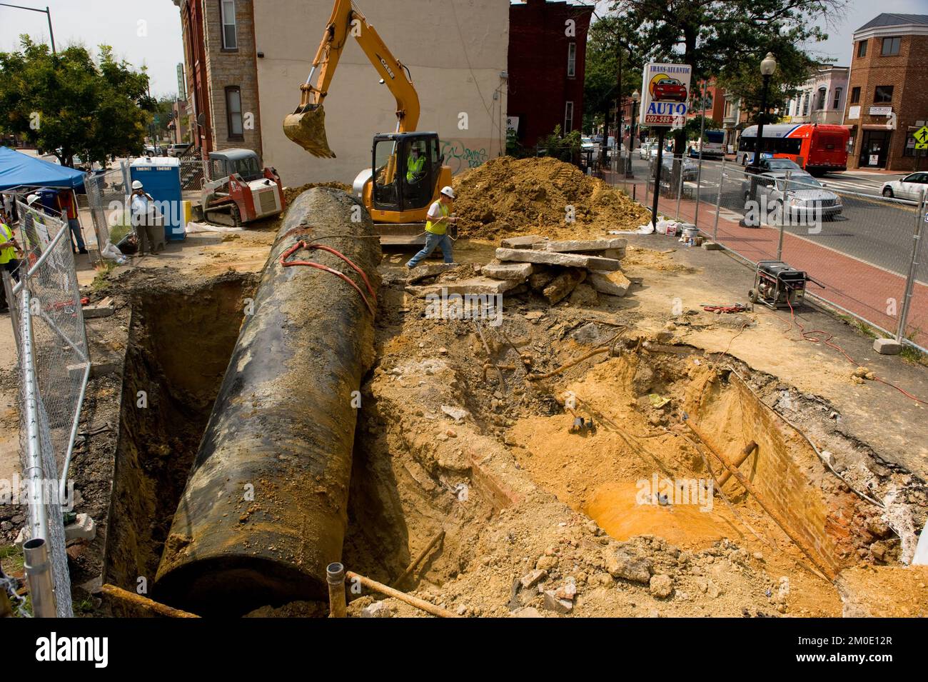 Leaking underground storage tank hi-res stock photography and images ...