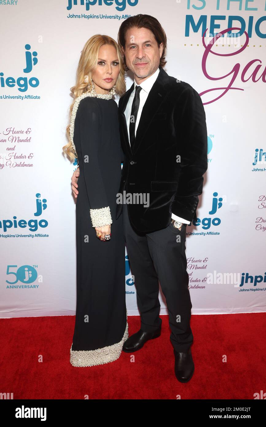 Rachel zoe and rodger berman 2022 hi-res stock photography and images ...