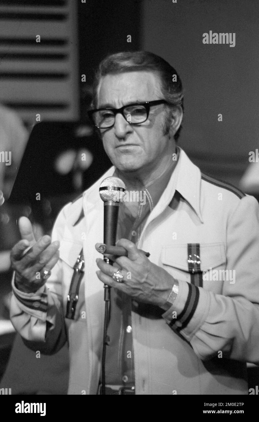 Danny Thomas 1977 Credit: Ralph Dominguez/MediaPunch Stock Photo - Alamy