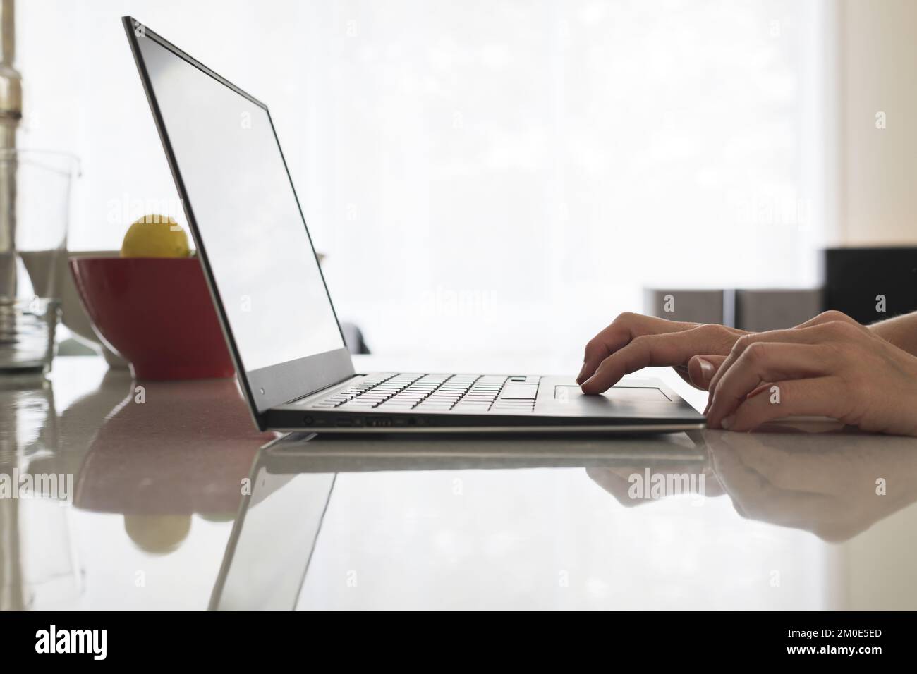 Girl scrolling social media work hi-res stock photography and images ...