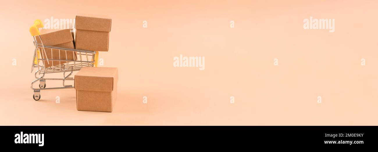 Banner with cardboard transport boxes in shopping tray for storaging or ...