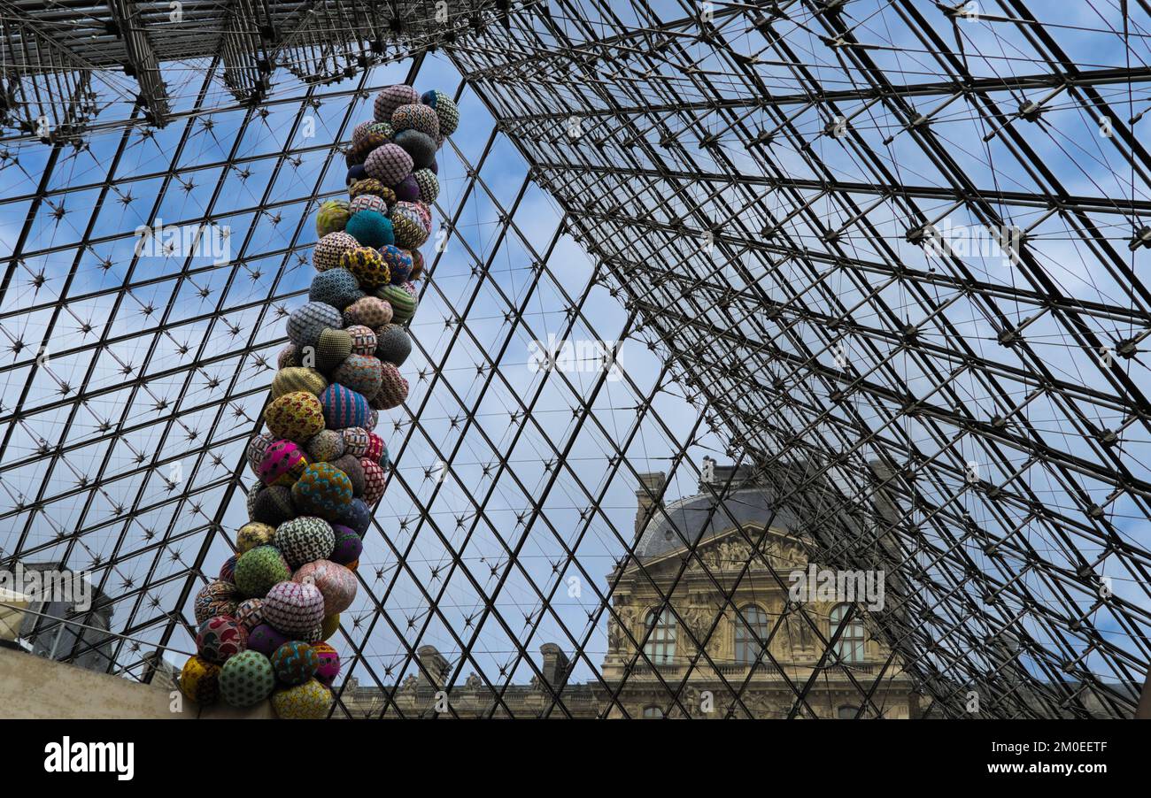 Glass pyramid roof ceiling hi-res stock photography and images - Alamy