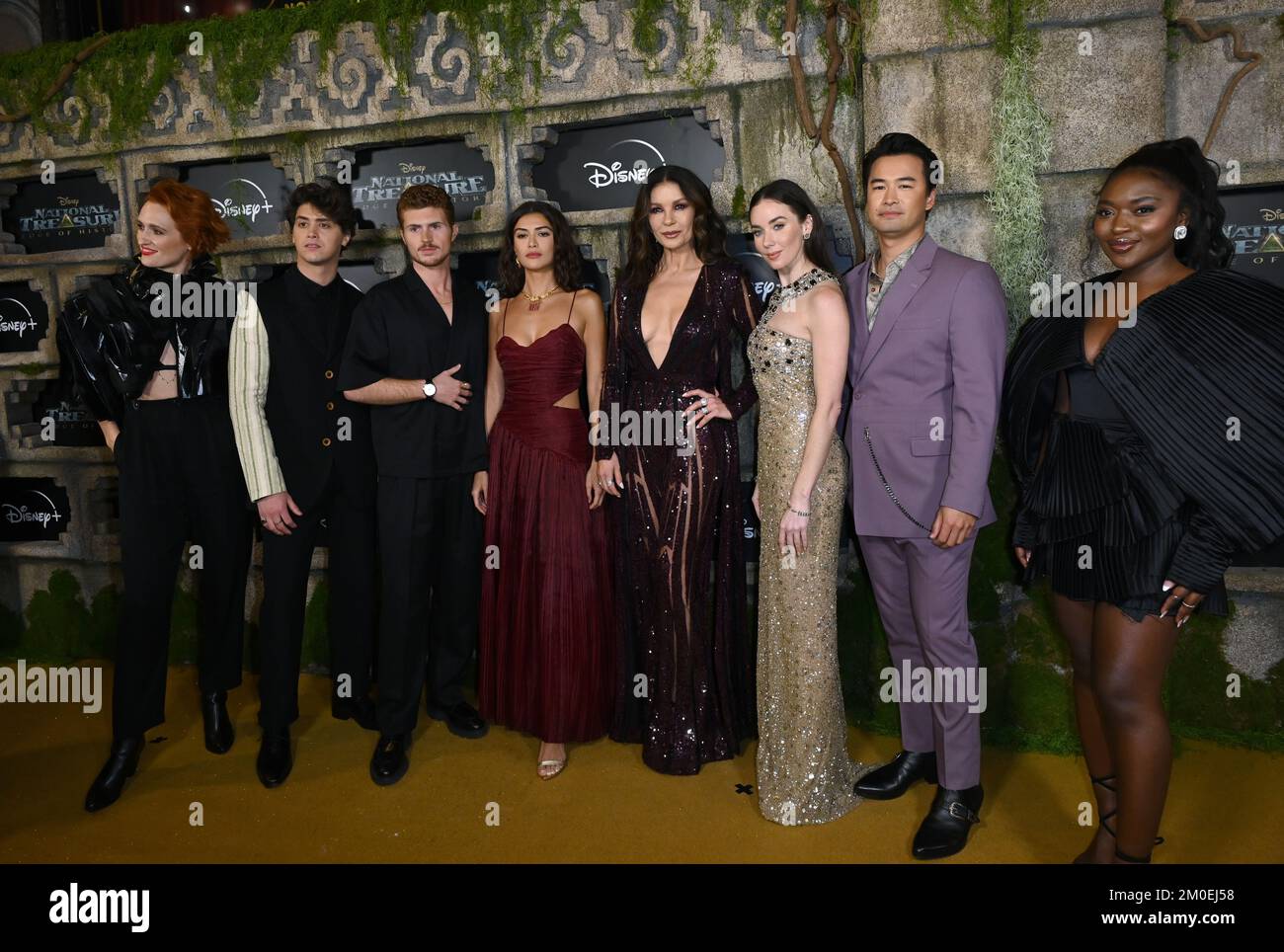 Los Angeles, USA. 05th Dec, 2022. Breeda Wool, Antonio Cipriano, Jake ...