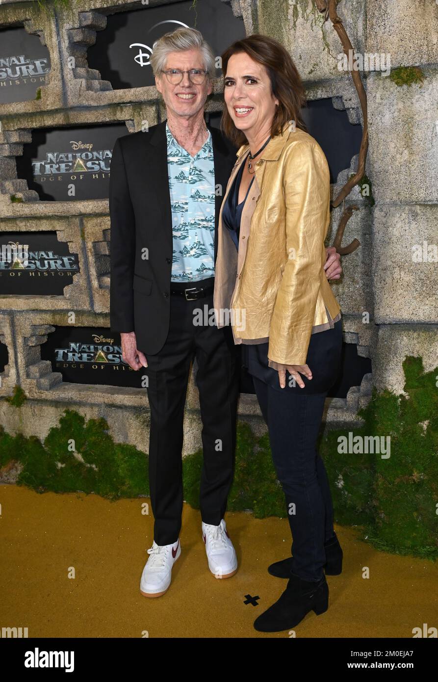 Los Angeles, USA. 05th Dec, 2022. Cormac Wibberley & Marianne Wibberley ...