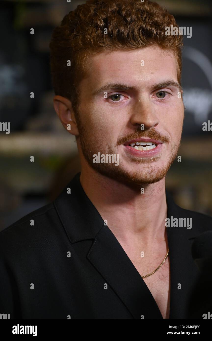 Los Angeles, USA. 05th Dec, 2022. Justin Austin Walker at the premiere ...