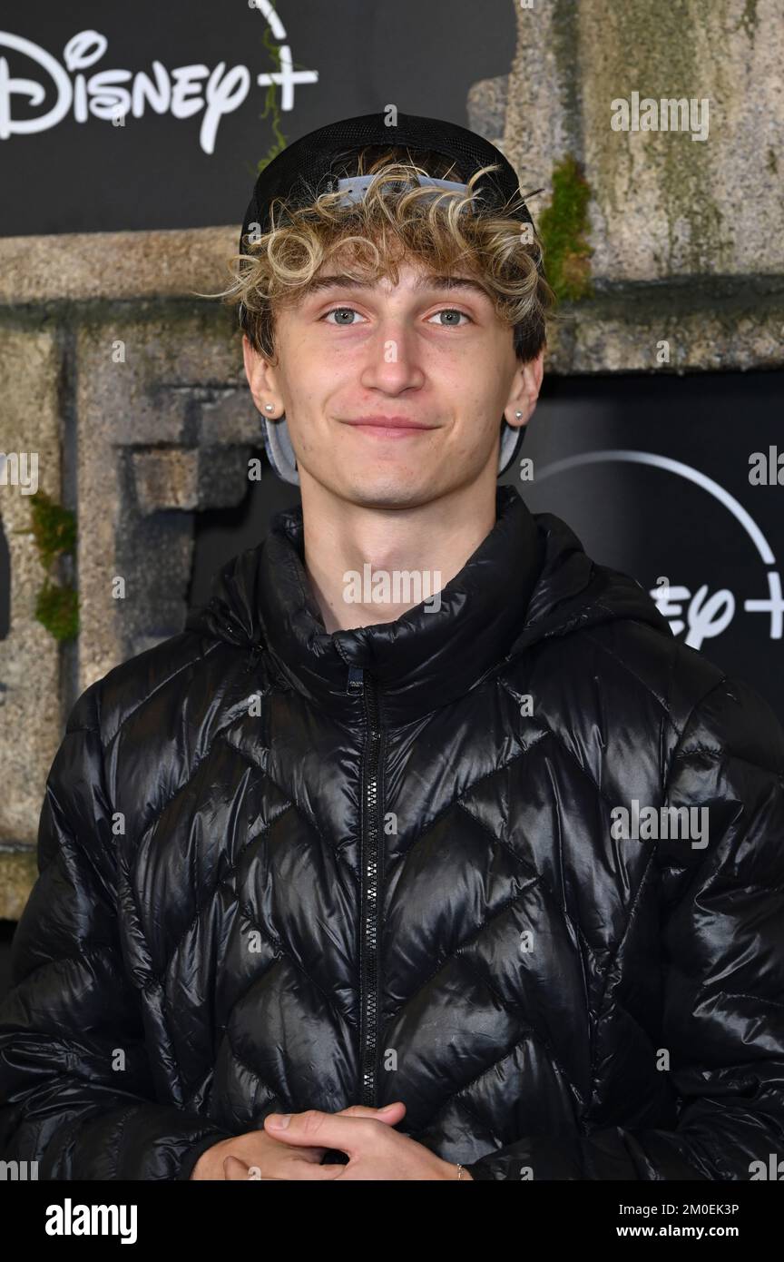 Los Angeles, USA. 05th Dec, 2022. Reif Harrison at the premiere forthe ...
