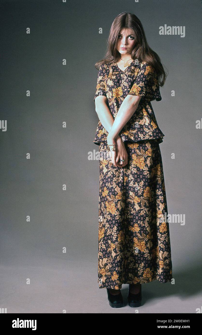 1970s evening dess hi-res stock photography and images - Alamy